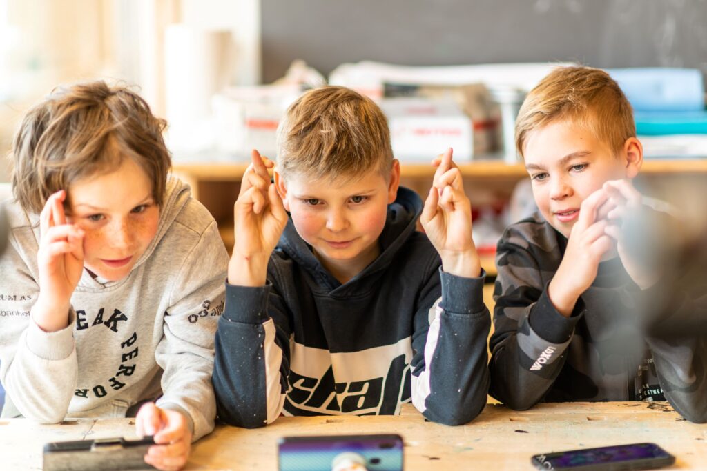 Young vloggers – visual expressions and new learning potentials - Media ...